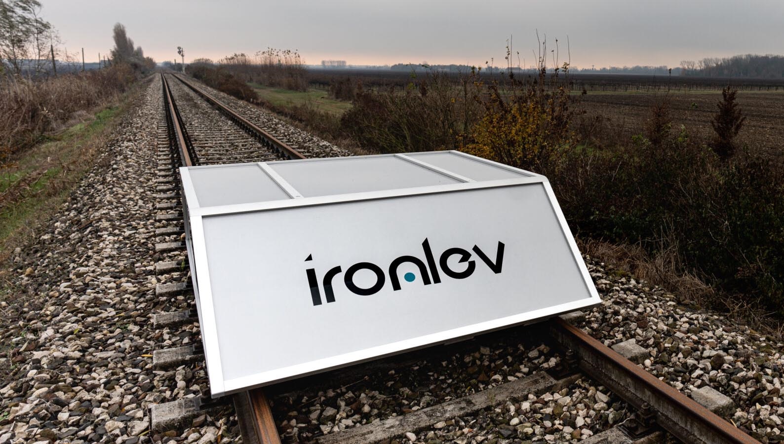 Kako to izgleda: Magnetno levitacijski voz na običnoj pruzi - Marketing ...